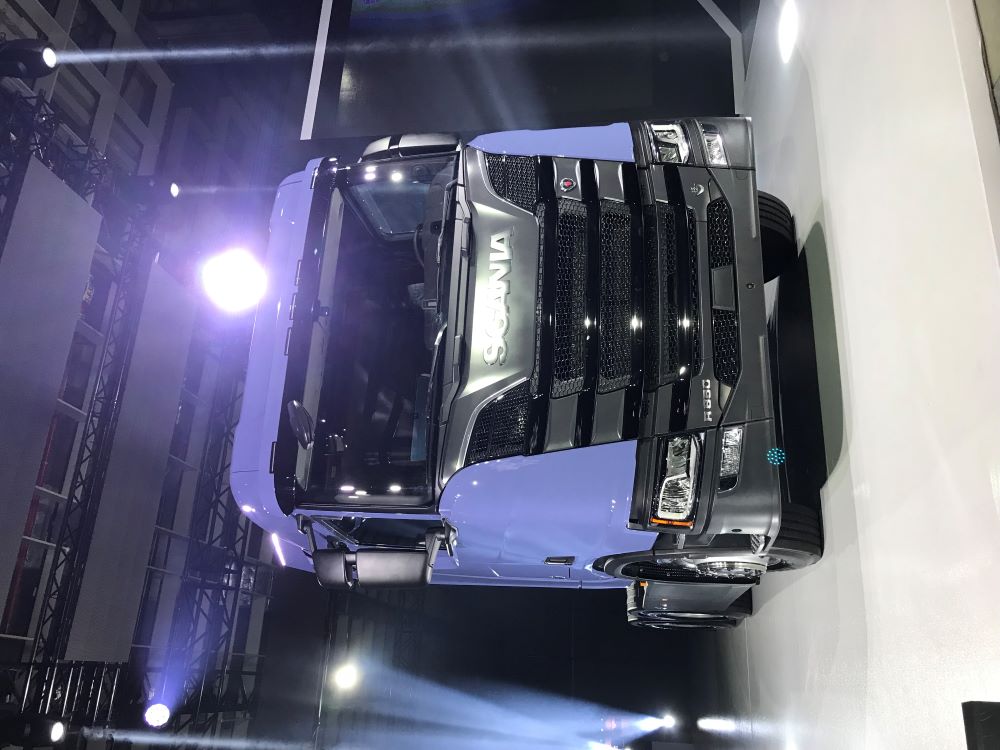 SCANIA SUPER 試乘體驗 當之無愧的SUPER,商用車談ChatCV